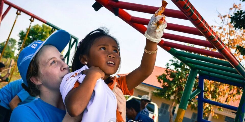 How to Start Building a CSR Program | Corporate Social Responsibility